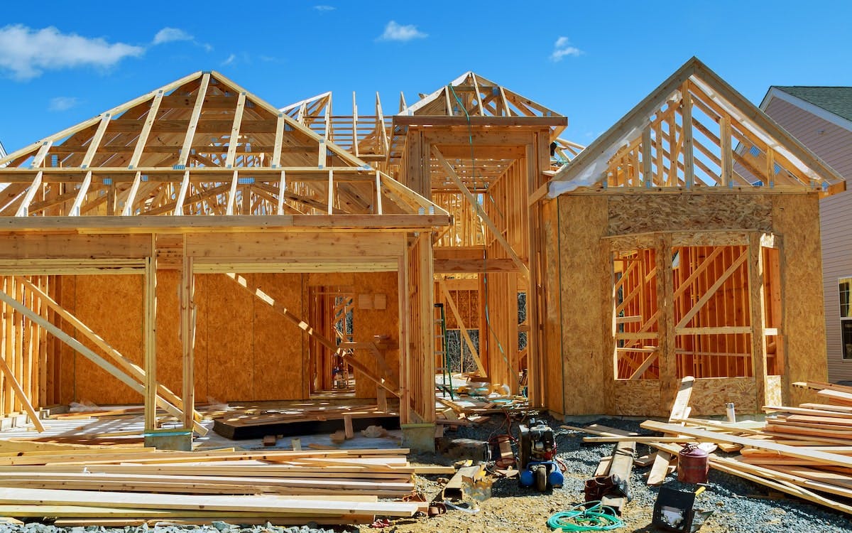 US Construction Spending Accelerates as Housing Starts Rise | Pro Builder