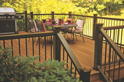 Fiberon Horizon Mission Railing | Pro Builder